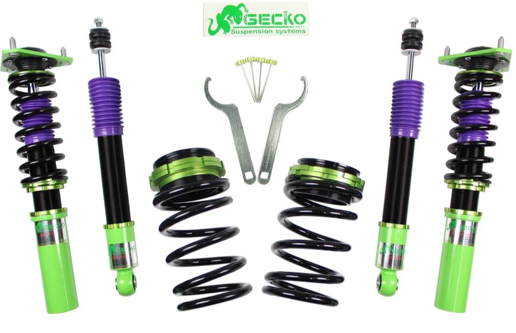 Gecko Racing – Carbon Showroom