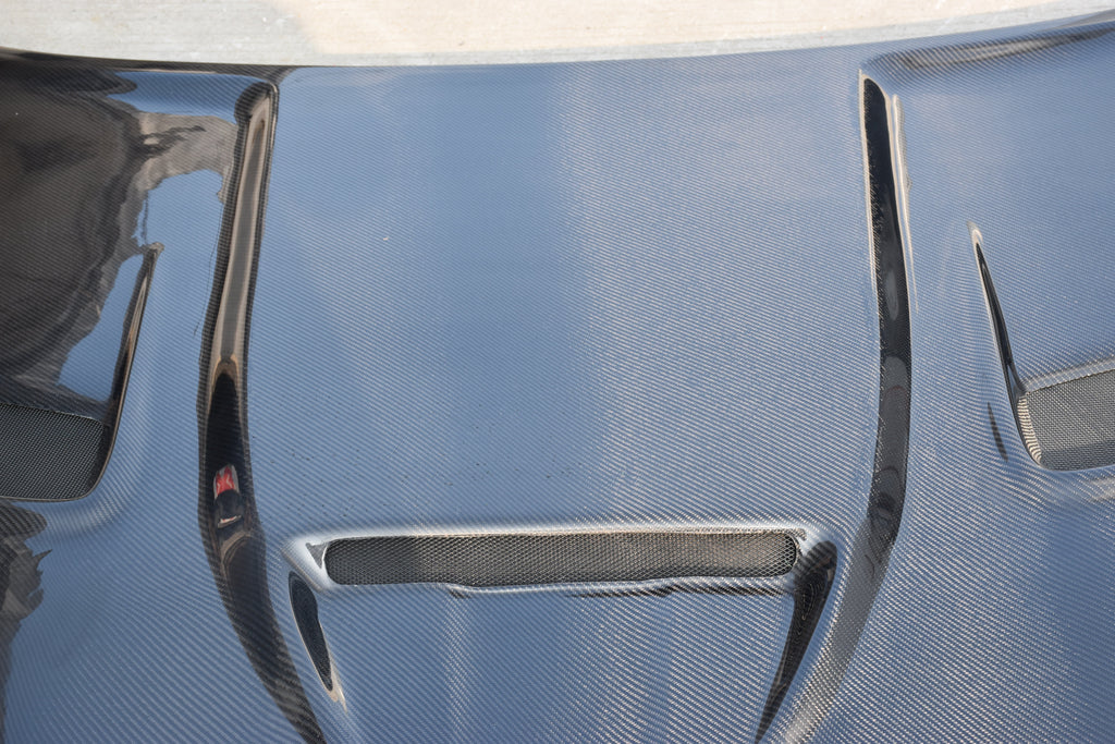 Chrysler 300C 2011-2023 Aftermarket Parts - Aero Republic Hood Carbon ...