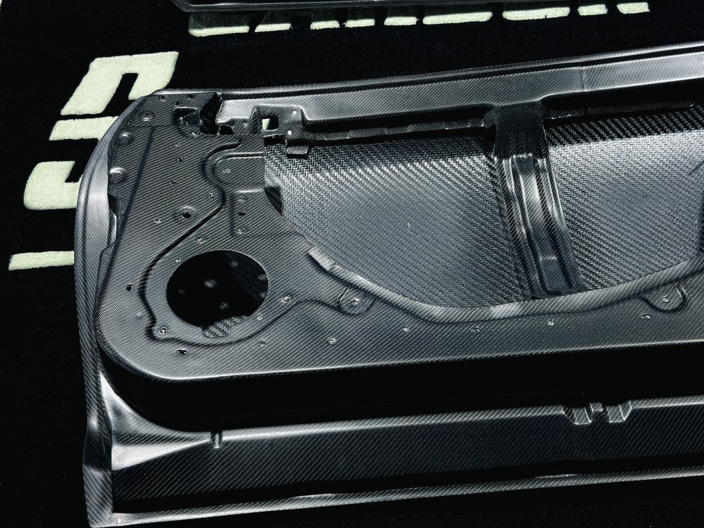 Nissan GTR R35 Aftermarket Parts - Aero Republic Doors Replacement ...