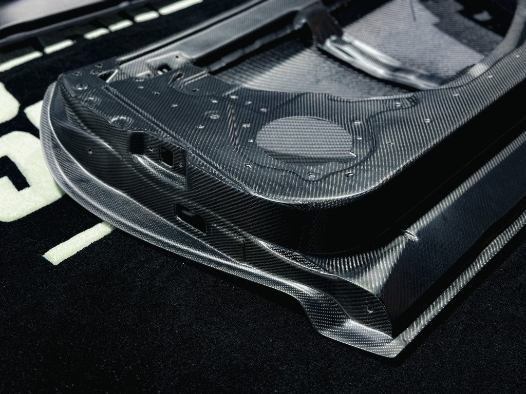 Nissan GTR R35 Aftermarket Parts - Aero Republic Doors Replacement ...